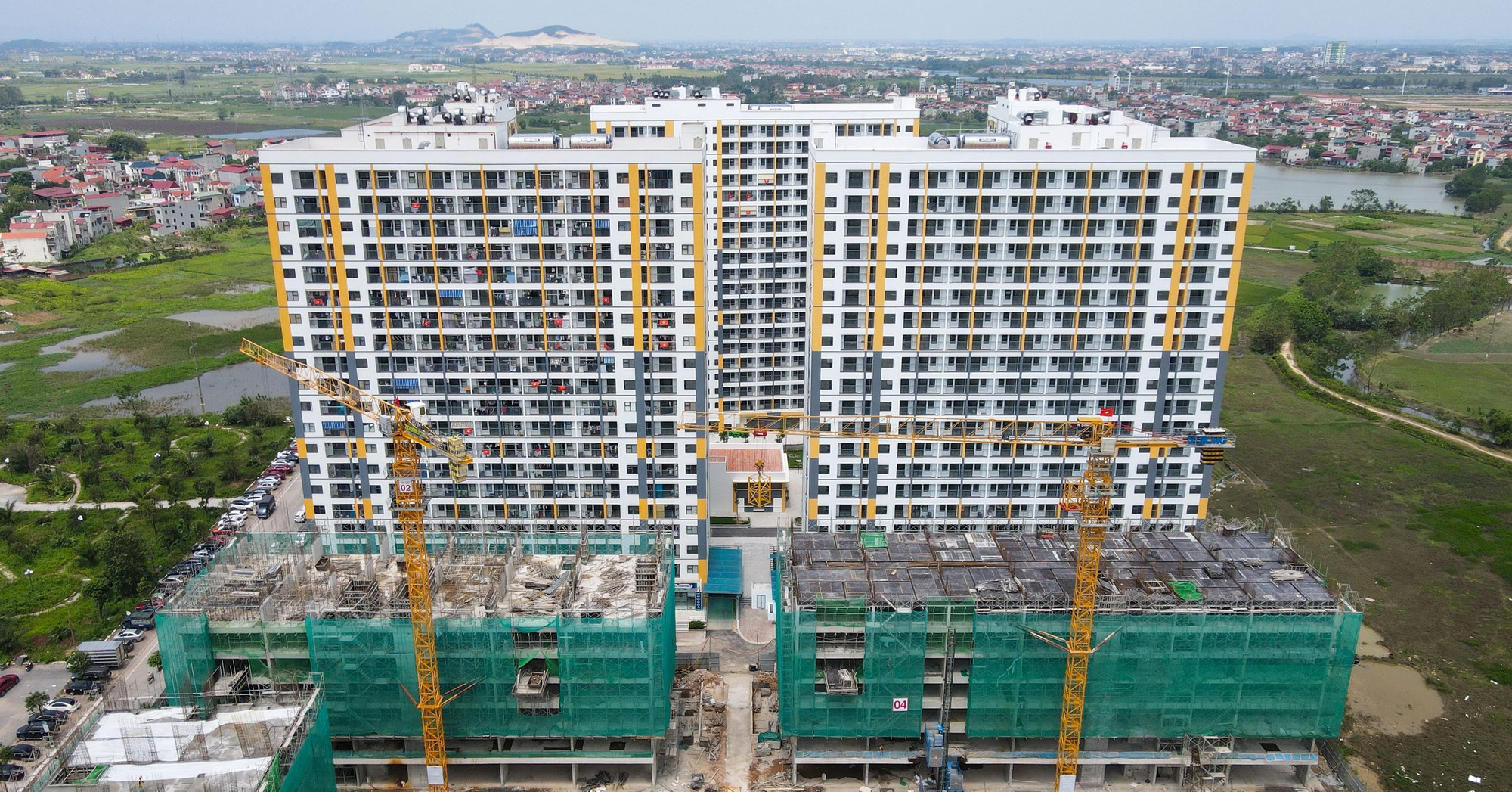 Bộ Xây dựng yêu cầu làm rõ việc người nước ngoài "chen chân" vào nhà ở ...