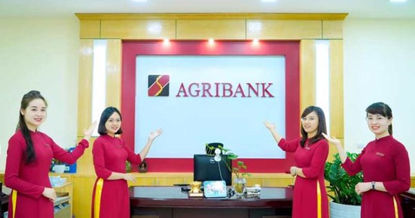 Agribank 7 năm liên tiếp nằm trong TOP10 Doanh nghiệp lớn nhất Việt Nam